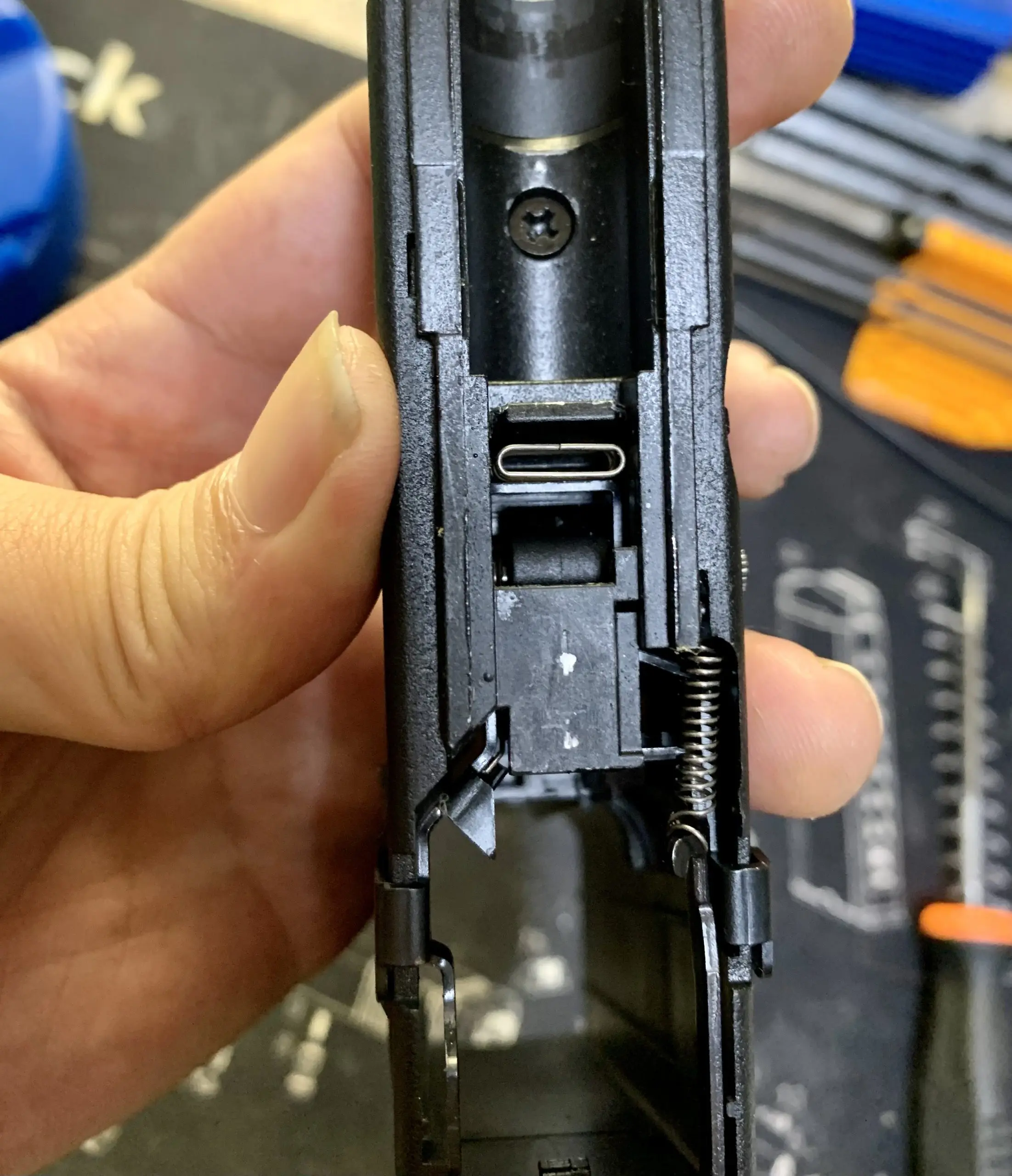 BATON BG-17 CO2GBB（グロック17 GEN.5） フレームの分解